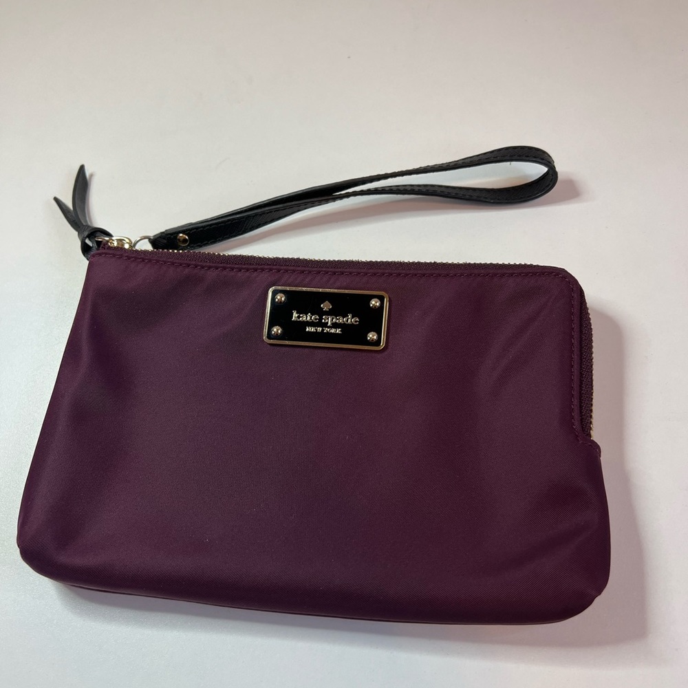 Kate Spade Leoni Wilson Road Deep Plum Nylon Wristlet… - Gem
